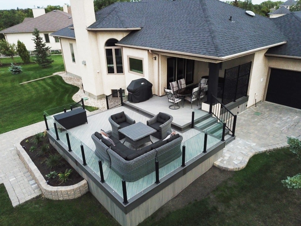 Wolf PVC Deck Winnipeg Manitoba – Osborne Construction Inc